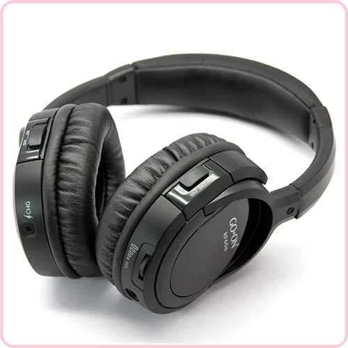 RF-608 Wireless headphones for low-light environments with comfortable to wear and clear sound