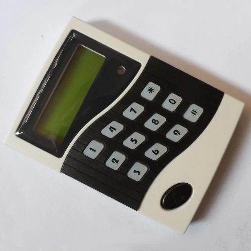 Standalone smart card and keypad access control with software